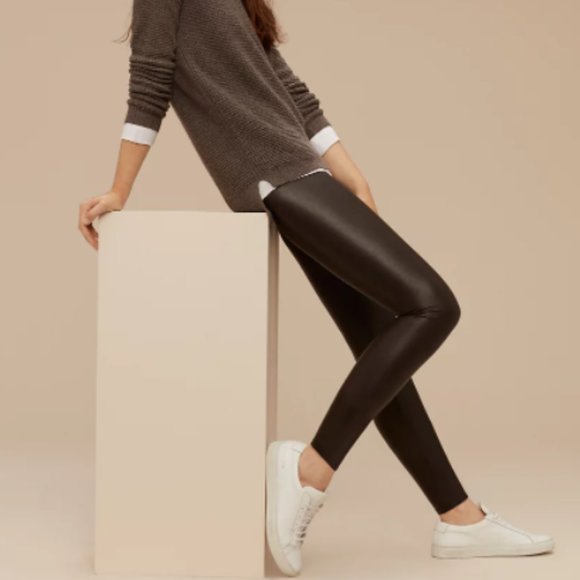 Aritzia | Pants & Jumpsuits | New Wilfred Free Daria Pants High Waisted ...